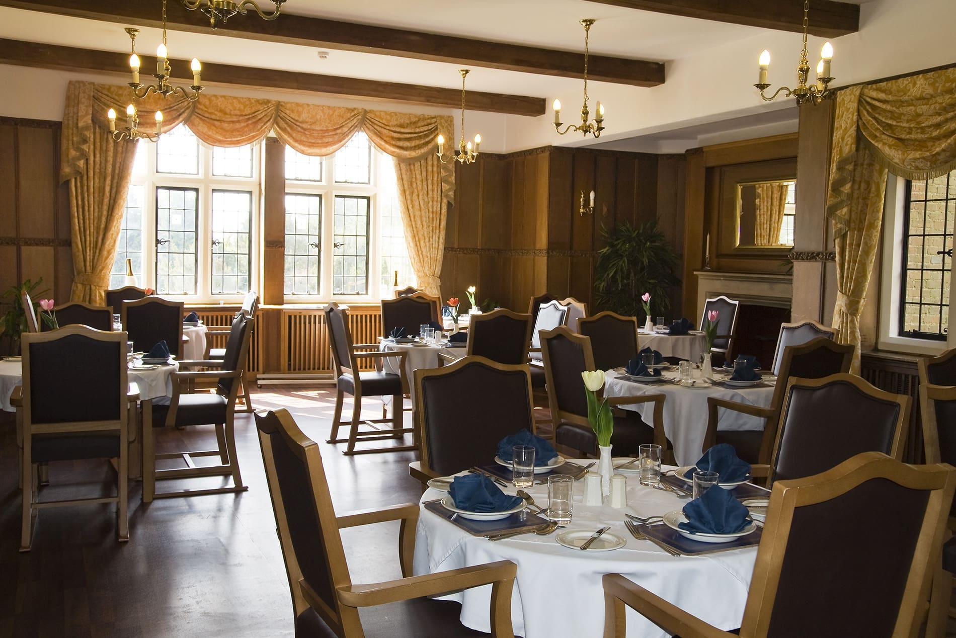 Care Home in Henley upon Thames | Huntercombe Hall | Aria Care