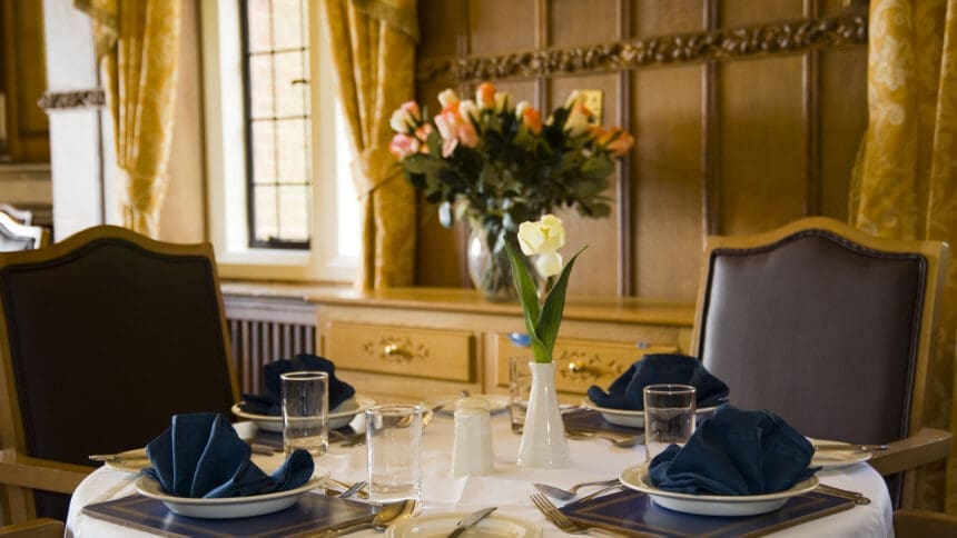 Care Home in Henley upon Thames | Huntercombe Hall | Aria Care