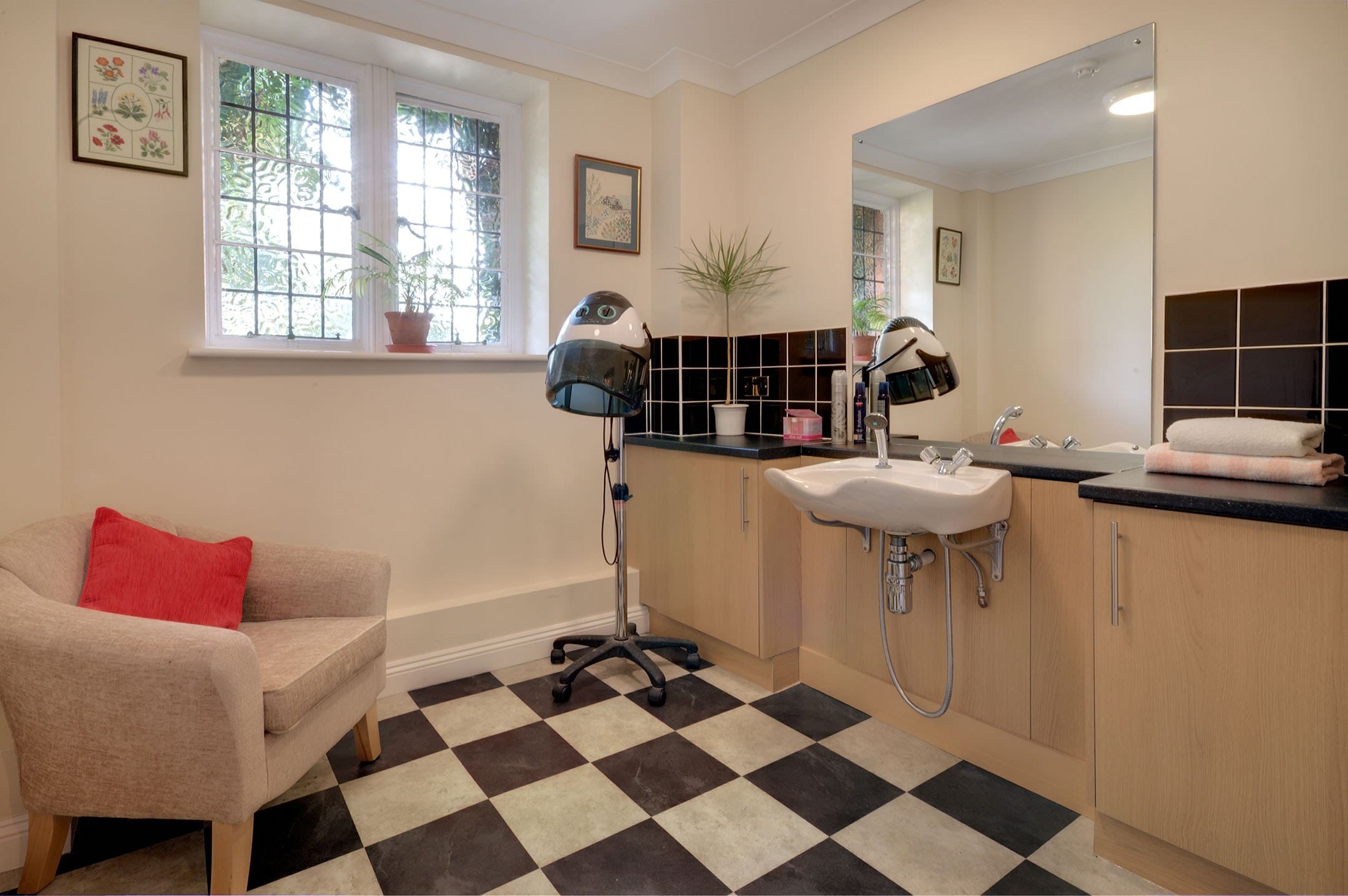 Care Home in Dorking, Surrey | Garth House | Aria Care