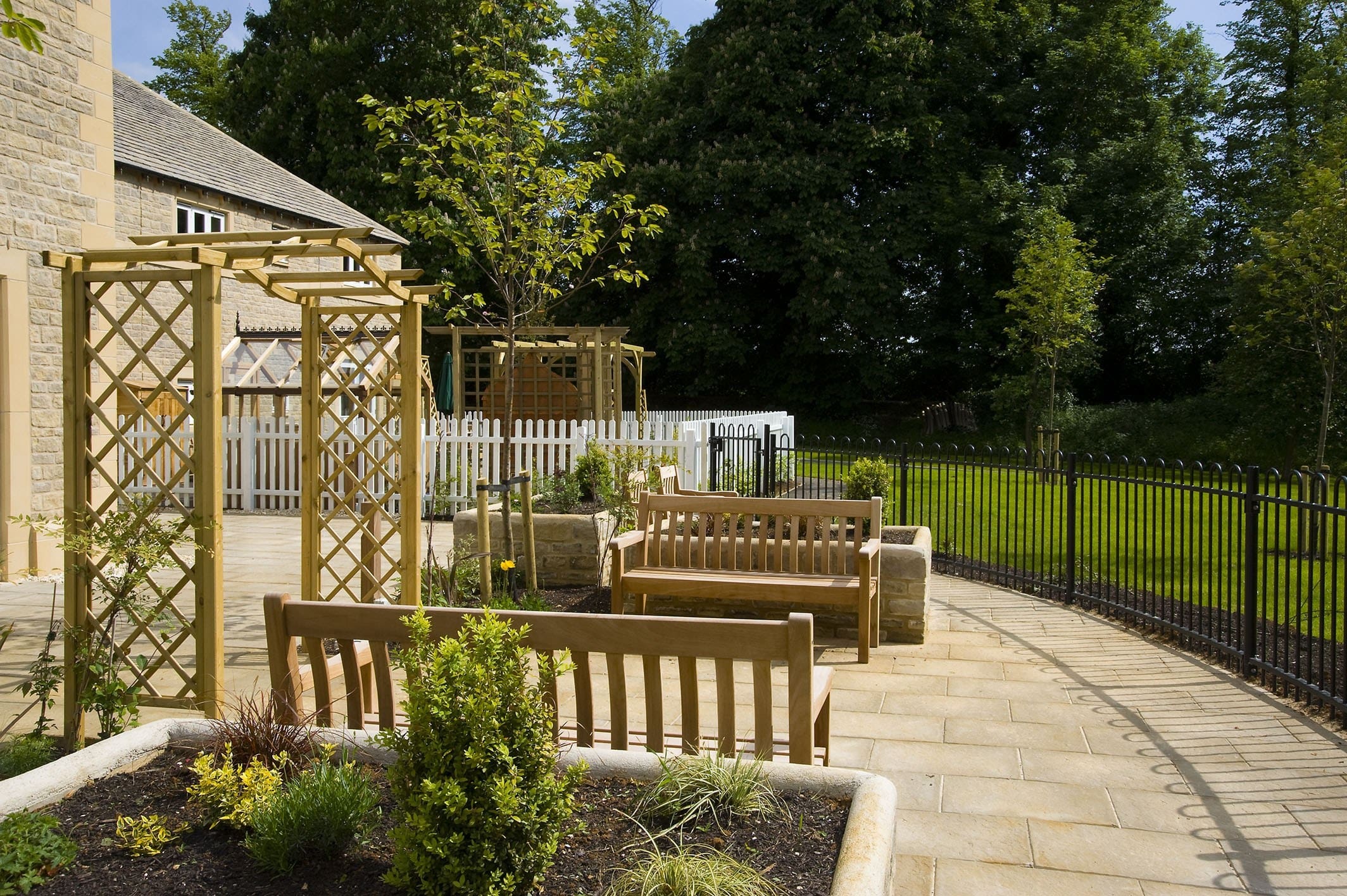 Care Home in Chipping Norton, Oxfordshire | Tall Trees | Aria Care